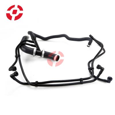 China Upper hose  Automotive Engine Radiator Pipe Assembly LR050854 Coolant Uppipe Rubber Line for Land rover for sale