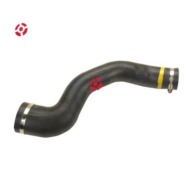 China Turbocharged air cooler intake pipe OE PNH500371 Right hand upper intercooler hose for Land Rover for sale