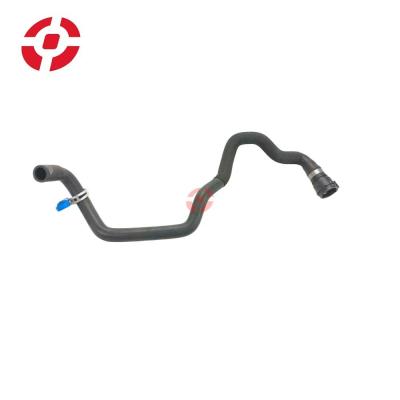 China Engine radiator hose Water tank pipe replacement for Volv o Flexible water hose 31319215 for sale