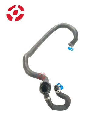China Water tank downpipe Radiator coolant pipe for Volv o Flexible water hose 31368572 Radiator inlet hose for sale