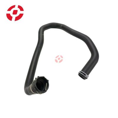 China Thermostat water outlets hose for Volv o Radiator hose pipe 31202742 Water tank downpipe for sale