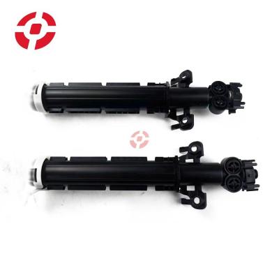 China Front headlight washer water spray jet for Volv o Headlight cleaning motor jet 30784344 30784345 for sale