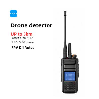 China Portable Drone Detector 300MHz-6200MHz Dual Antenna Multi-Channel Sound Light Alarm for sale
