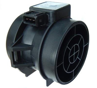 China 14V Mass Air Flow Sensor Replacement 5WK9607 8ET009142-051 MHK100620 for Land Rover Defender Discovery 2.5 TD5 2495ccm for sale