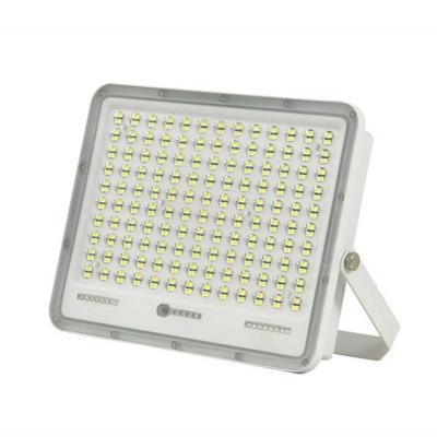 China 6000K Solar LED Flood Light Aluminum Solar Security Flood Light 100W 200W 300W 400W for sale