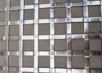 China 27mm Hole 10mm X 1.5mm Woven Flat Metal Mesh SS304 Beautiful Appearance for sale
