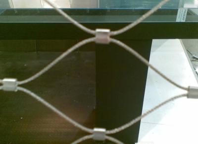 China High Strength  Stainless Steel Rope Mesh Eagle Fencing Never Rusts for sale