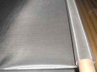 China Twill Dutch Weave Wire Mesh Tight Filtration Surface Excellent Strength Properties for sale