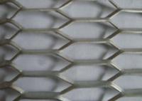 China 30m Xg Type Hex Type Cw Heavy Type metal perforated mesh Light Gauge Diamond Type for sale