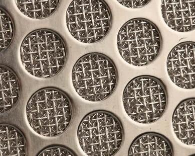 China High Pressure Sintered Mesh Filter Disc 0.2um To 300um Filtration Rate for sale