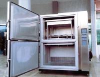 China LIYI Water Cooled Thermal Shock Chamber 300L Capacity -65℃ to +180℃ Temperature Range with Under 10 Second Transfer Time for sale