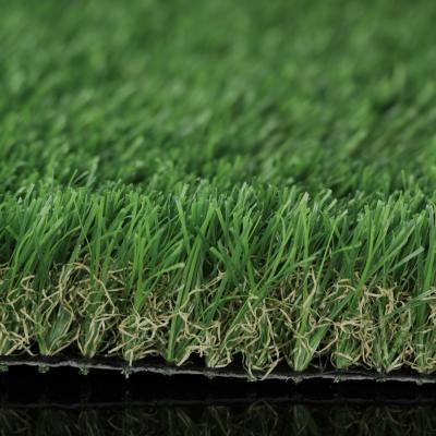 China PP PE 40mm Artificial Turf Grass For Dogs Cats 18900 Stitches Every Sqm for sale