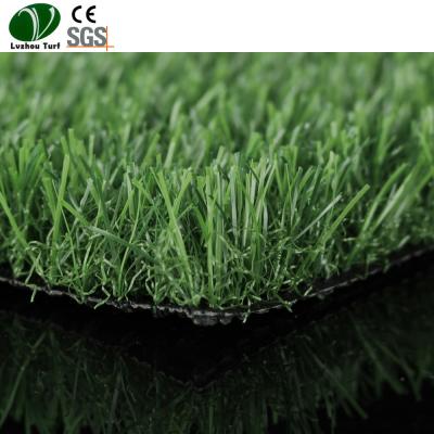China Composite Pet Friendly Fake Lawn 25mm Pile Animal Feeding Green Color for sale