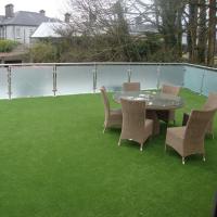 China Artificial Fake Turf Carpet In Realistic Surface Roof Top Beautiful Landsaping for sale