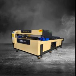 China Ball Screw Carbon Dioxide Laser Cutter 150W/180W/300W/450W/600W T5D-L1325S for sale