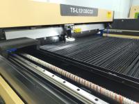 China 300W1325 Co2 Laser Cutting Machine Honeycomb Or Blade Working Table Acrylic Laser Cutting Machine for sale