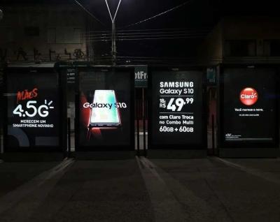 China 55 inch 1920x1080P 2500 Nits Outdoor Digital Signage for Bus Stop for sale