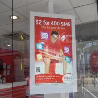 China Doubel Sided Hanging Screen LCD Digital Signage Kiosk For Advertising for sale