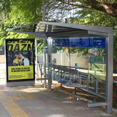 China Cost-Effective 65 Inch Outdoor Digital Ads Signage 2500nits Brightness A For Bus Shelter for sale