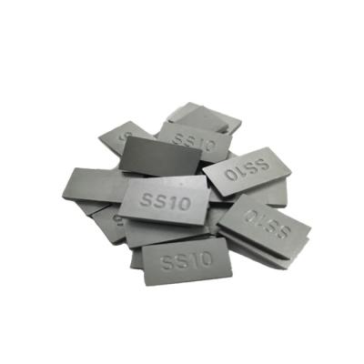 China Customized Tungsten Carbide Brazed Tips with Density 14.90 g/cm³ Hardness 93.0 HRA and TRS 2700 Mpa for Stone Cutting for sale