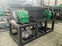 China Mobile Tire Crusher Tyre Shredder Recycling Machine Rubber Milling Machine for sale