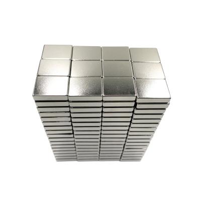 China Rectangular Flat Bar Magnets Rare Earth Block 30SH-45SH ISO14001 Certified for sale