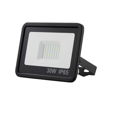 China Outdoor LED Lighting System with Extended Aluminum Heat Dismission Material and Voltage Range 100-305V 50/60Hz for sale