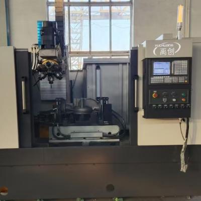 China CNC Vertical Drilling and Tapping Center with BT40 Connection, 700mm Z-Axis Travel and 5.5KW Servo Motor for sale