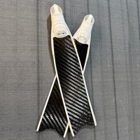China Customizable Lightweight Long Blade Freediving Fins Carbon Fiber For Spearfishing for sale