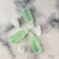 China Screw Cap Sealing Plastic Dropper Bottles for Controlled Dispensing for sale