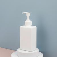 China Round PET Lotion Bottles with UV Electroplated Caps - Customizable Design for sale