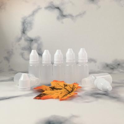 China PET Round Childproof Screw Cap Transparent E Liquid Bottle With Customization Printing Color for sale
