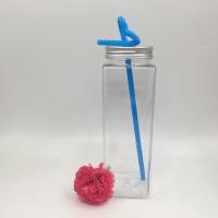 China Lightweight BPA Free Bubble Tea Bottles With Screw On Lid 0.5kg Clear Or Customizable for sale