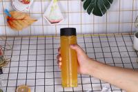 China Stylish Leak Proof Reusable Drink Bottles Clear Square / Round Modern Plastic Screw On Lid For Easy Use for sale