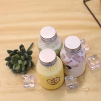 China Professional Handle Bubble Tea Jugs With Screw On Lid for sale