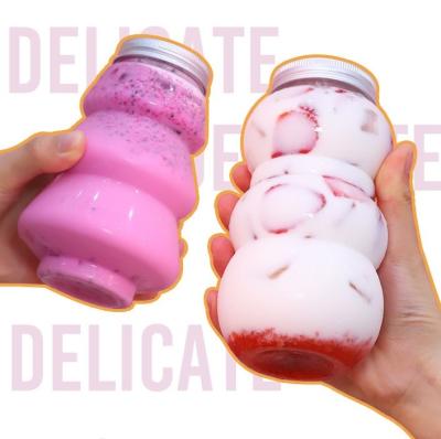 China 05kg Screw-on Lid Bubble Tea Jugs Durable Clear Plastic Containers Perfect for Storing Mixing and Serving Bubble Tea Drinks for sale