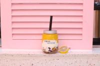 China Modern Milk Tea Bottles Clear Screw-on Lid Durable Reusable Plastic Containers Ideal for Beverage Packaging and Storage for sale