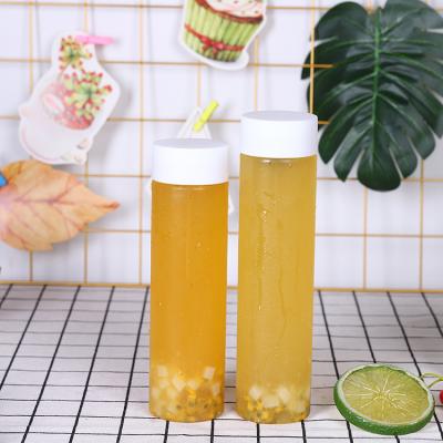 China Handle Yes Milk Tea Bottles 05kg Screw on Lid Leak Proof Design Ideal for Commercial Beverage Packaging and Distribution for sale