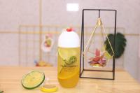 China Handle Milk Tea Bottles Medium Capacity Square Round Design Convenient Packaging Solution for Beverage Industry for sale