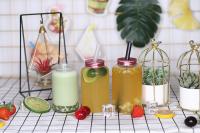 China 1000ml Leak-proof Milk Tea Bottles Square and Round Containers Designed for Large Scale Beverage Distribution for sale