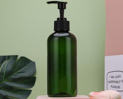 China Hot Sale Clear Empty PET 500ml Shower Gel Plastic Bottle Hair Care White Flat Square Shampoo Lotion Pump Plastic Bottle for sale