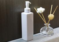 China LEAD FREE Square 200ml Empty Plastic Bottles With Lockable Pumps for sale