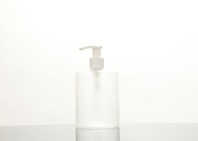 China Empty 500ml Pump Round Shoulder Bottles 16oz For Cosmetic PET for sale
