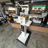 China Shoe Sole Hot Edge Trimming Machine Fluidized Shoe Sole Edge Cutting Making Machine for sale