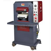China Manual Passport Holder Hydraulic Genuine Seat Cover Leather Logo Roller Embossing Making Machine for sale