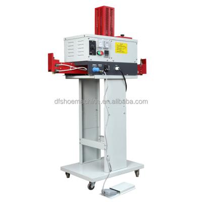 China Automatic Light Spray Hot Melt Glue Machine Shoe Upper Solvent Adhesive Hot Glue Gun Cementing Machines for sale