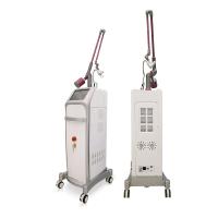 China 15W 10600nm Fractional CO2 Laser Beauty Machine for Skin Rejuvenation Scar Removal for sale
