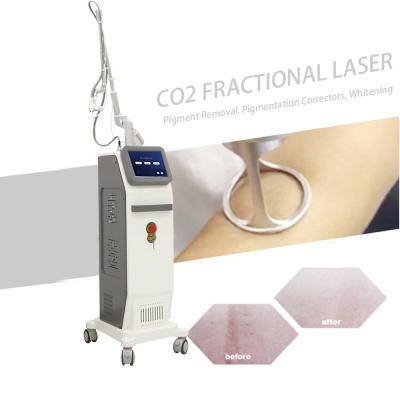 China 20mm x 20mm Fractional CO2 Laser Skin Resurfacing Machine for Vaginal Rejuvenation 10600nm for sale