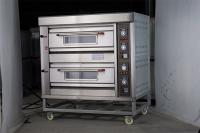 China Four Plates 2 Deck 4 Trays Gas Oven For Bakery Bread Shop for sale