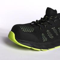 China Fashion Fly Knit Safety Shoes Metal Eyelets Men Safety Shoes for sale
